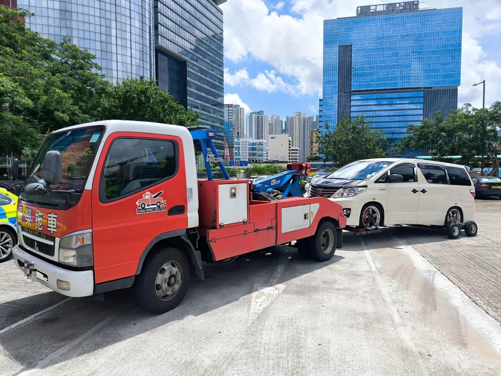 警打擊Uber「白牌車」 3被捕男判罰4000至8500元 | am730